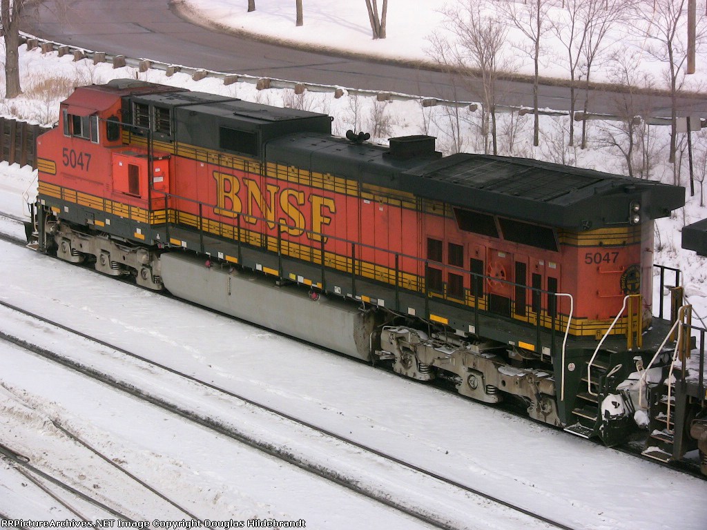 BNSF 5047